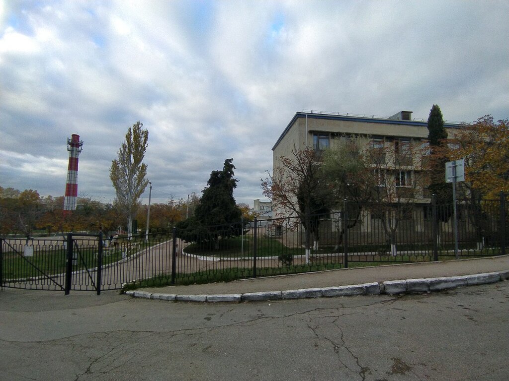 Ortaokul GBOU Secondary School № 4 named after A. N. Kesaev, Sevastopol, foto