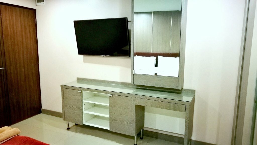 Otel Ambrosial Suites, Pattaya, foto