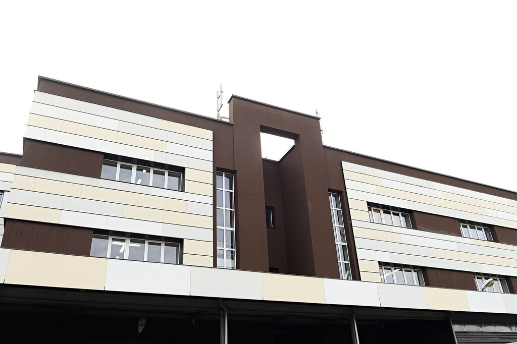 Sanayi kuruluşu Dobro Home, Kohma, foto