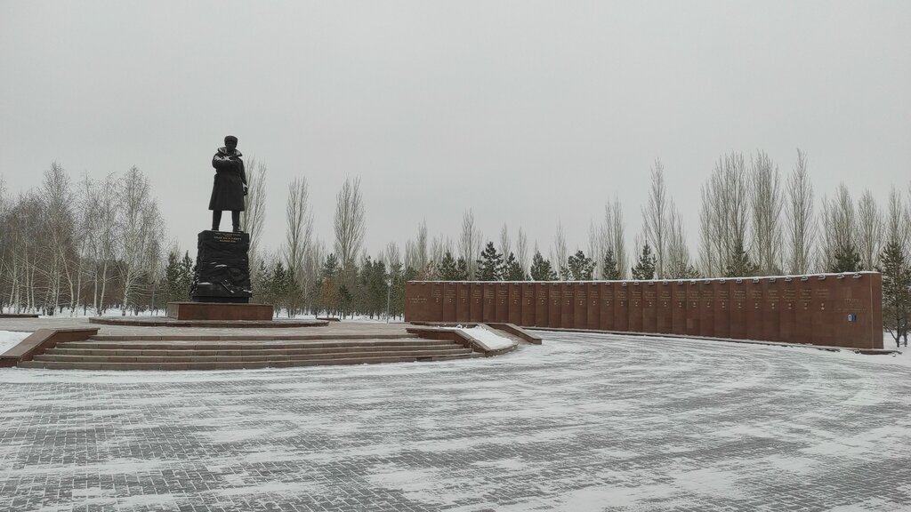 Anıt, heykel To General I. Panfilov and 28 Panfilov heroes, Astana, foto