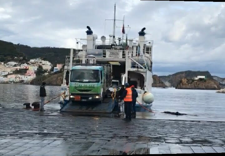Petrol ve gaz firması Bacogas, Campania, foto