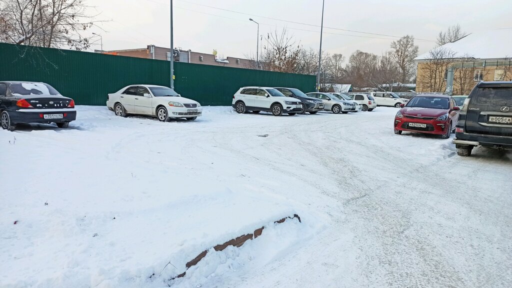 Otoparklar Car park, Kemerovo, foto