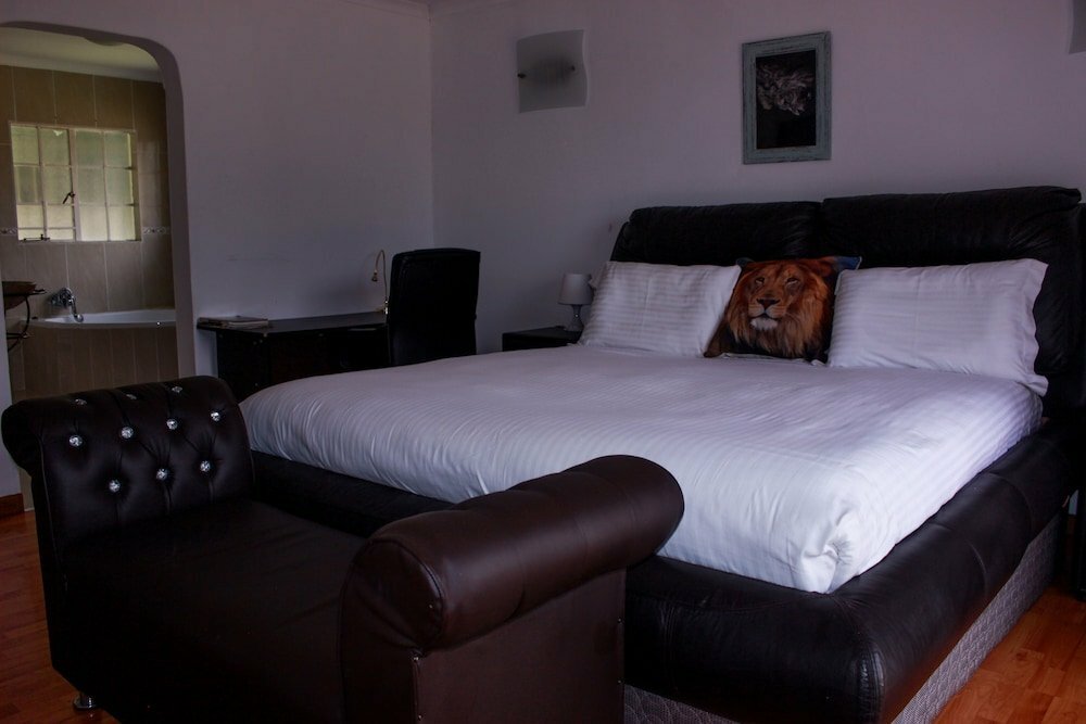 Otel Simbasun, Dünya, foto