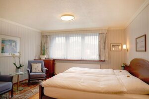 Romantik Hotel Säntis (Landsgemeindeplatz No:3, Appenzell), otel  Appenzell'dan