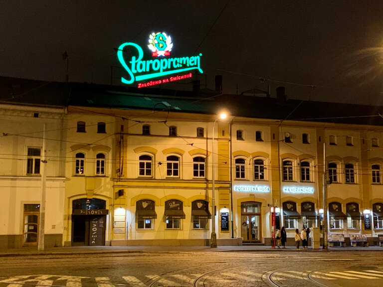 Restoran Potrefená Husa Na Verandách, Prag, foto