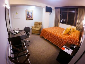 Intiotel - Chiclayo (Distrital Comas, Jirón Pimentel, 614), otel  Chiclayo'dan