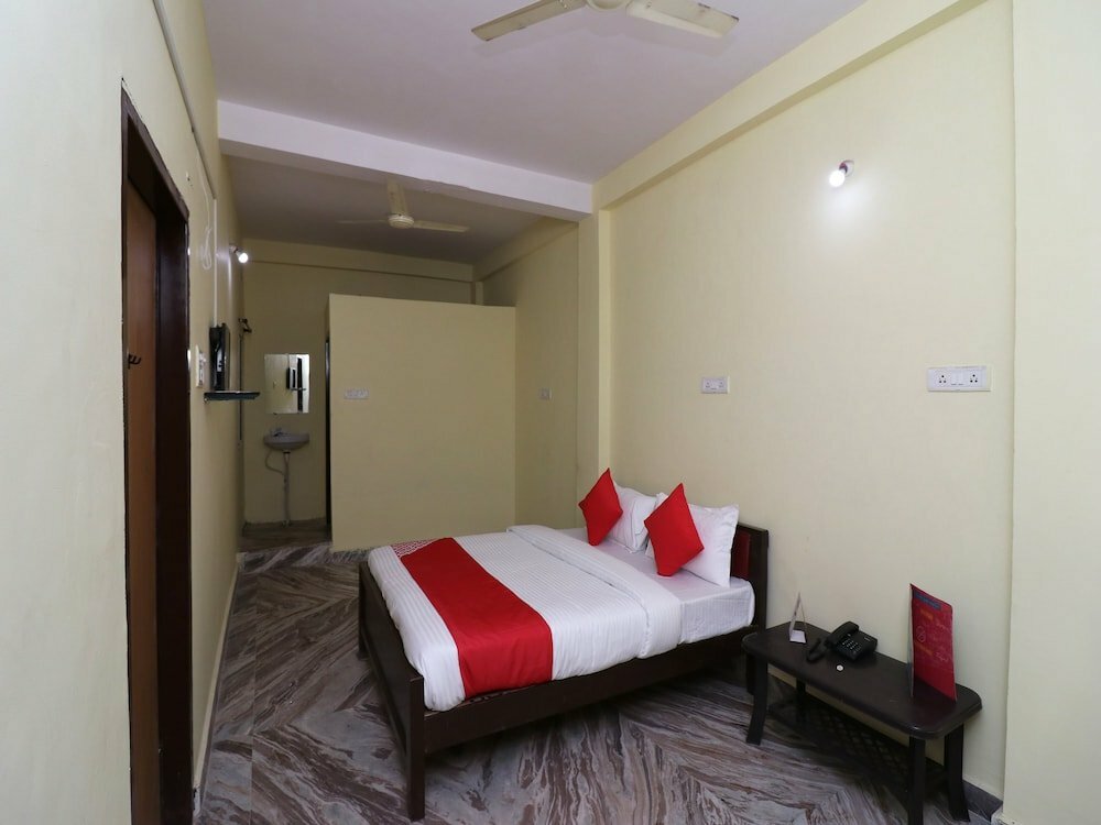 Otel Spot On 27004 Hotel Om Sai Plaza, Bhopal, foto