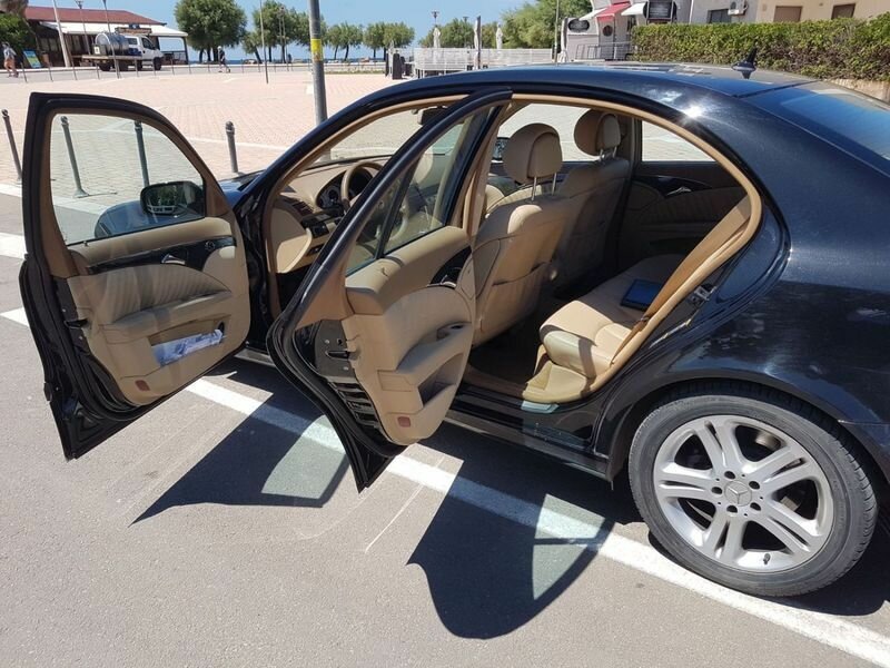 Taksi Trani Giga Autonoleggi, Trani, foto