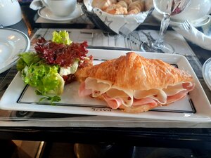 Paul (Amir Temur Avenue No:60), restoran  Taşkent'ten