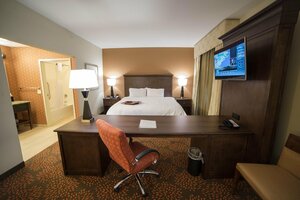 Hampton Inn & Suites Hartsville (United States Route 17), otel  Hartsville'den