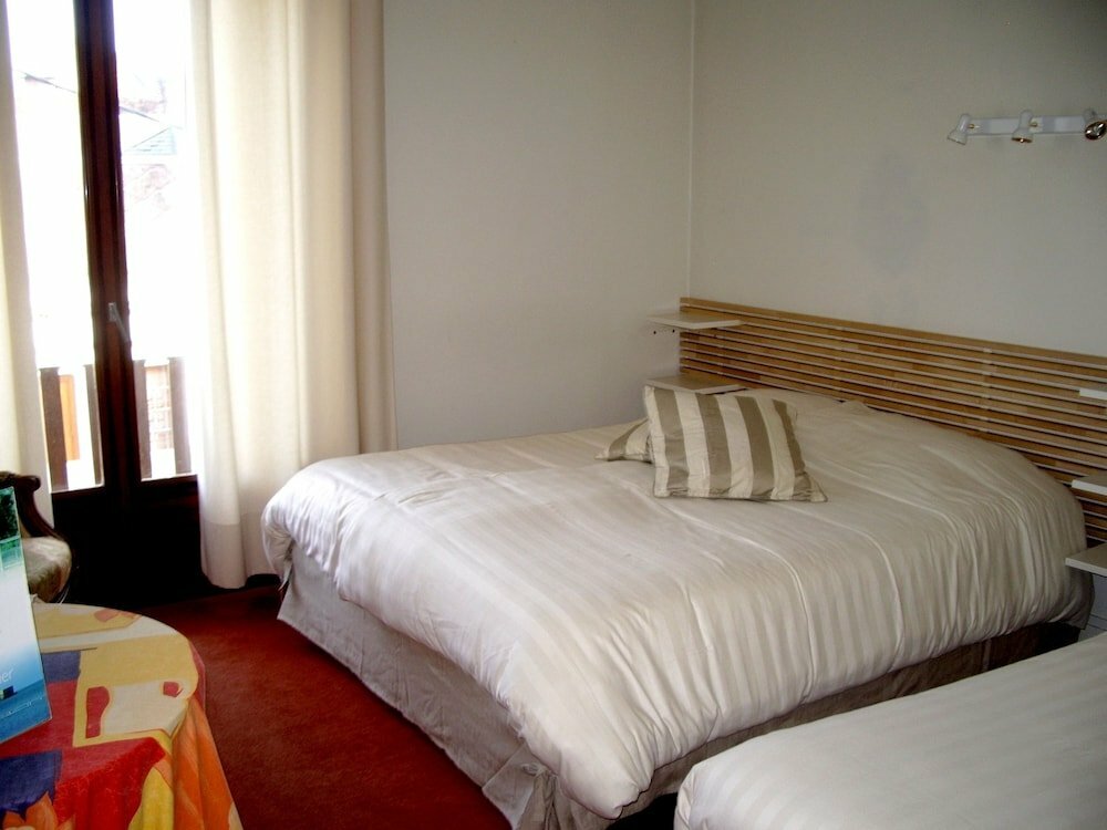 Otel Auberge Du Cheval Blanc, , foto