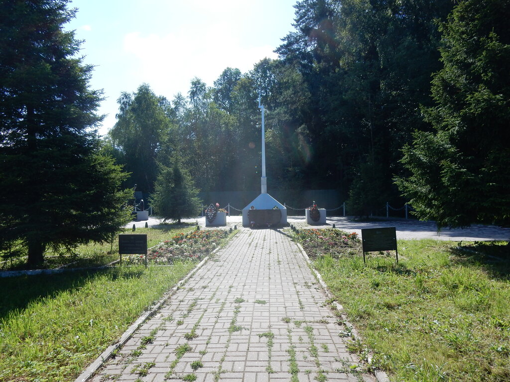 Teknoloji anıtı Два полковых миномета, Kalujskaya oblastı, foto