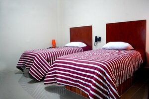 Sky (Manabi, Jipijapa), otel  Manta'dan