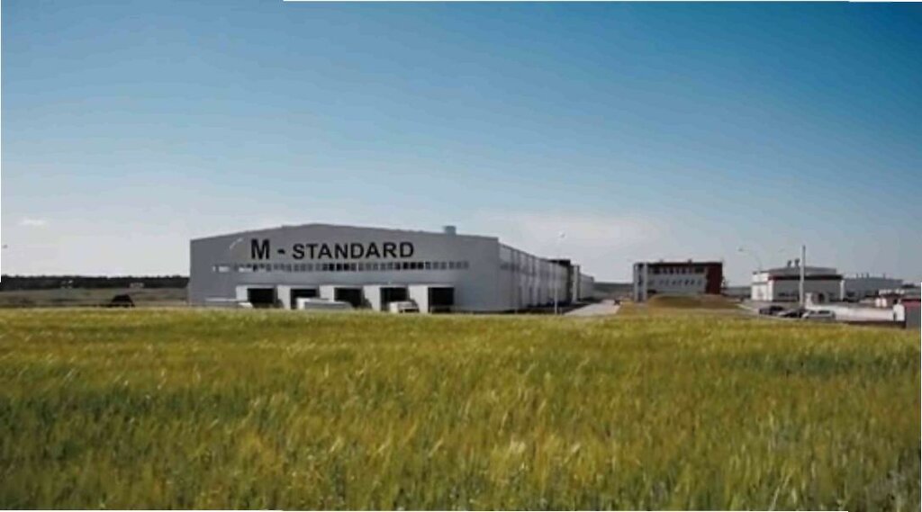 Yağlama ürünleri M-standart, Minskaya oblastı, foto