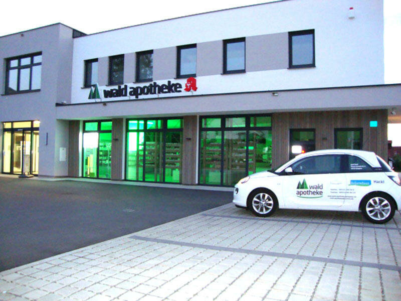 Eczaneler Wald-Apotheke Hackl-Wernsdorfer Ohg, Bavyera, foto