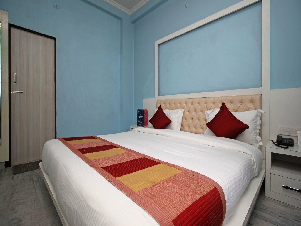 Otel Oyo 9231 Hotel Jinesh, Jaipur, foto