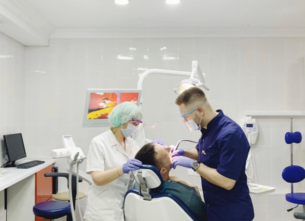 Özel ağız ve diş sağlığı klinikleri ve muayenehaneleri Клиника Колоскова, Kaliningrad, foto