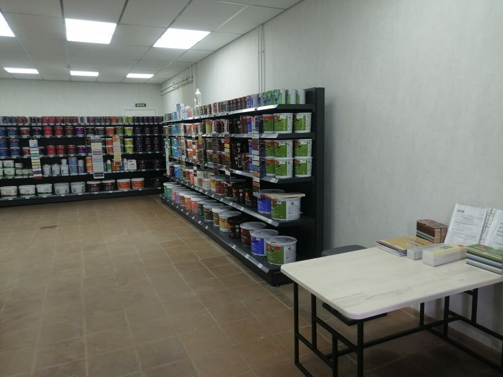 Boya ve cila malzemeleri üretim ve satış yerleri Тиккурила, Галерея Красок, Priozersk, foto