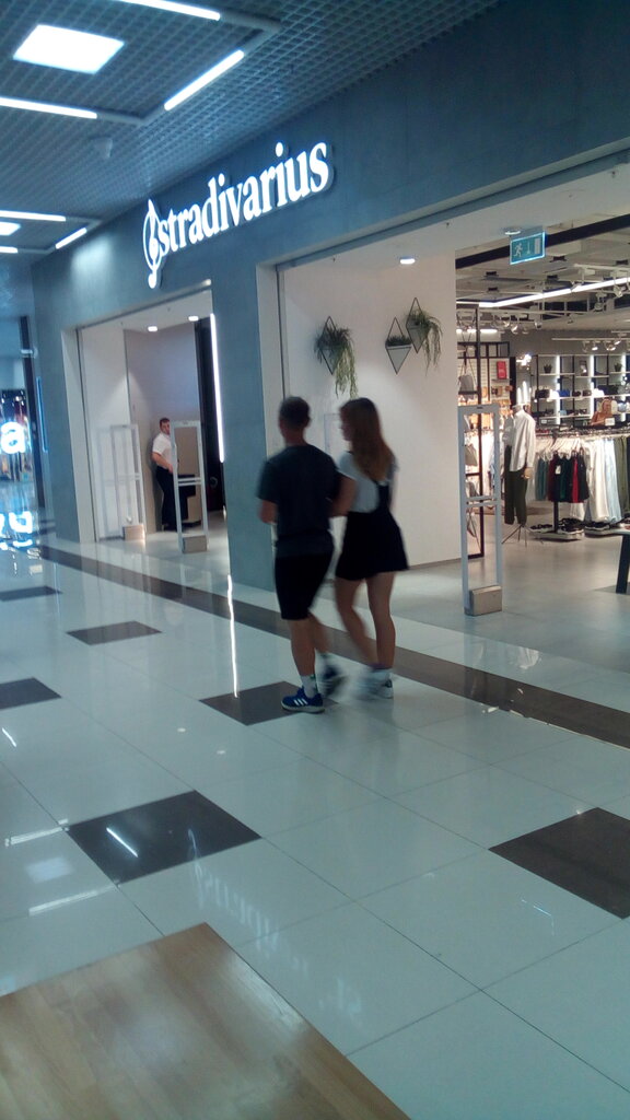 Giyim mağazası Stradivarius, Novorossiysk, foto