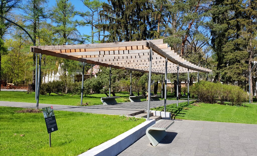 Meydan Latviyskiy Public Garden, Moskova, foto