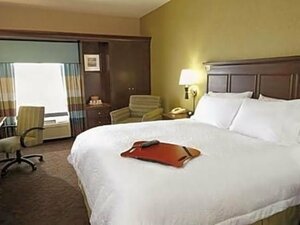 Hampton Inn & Suites Lafayette Medical Center (Montana, McCone County, Circle), otel  Kolarado Eyaleti'nden