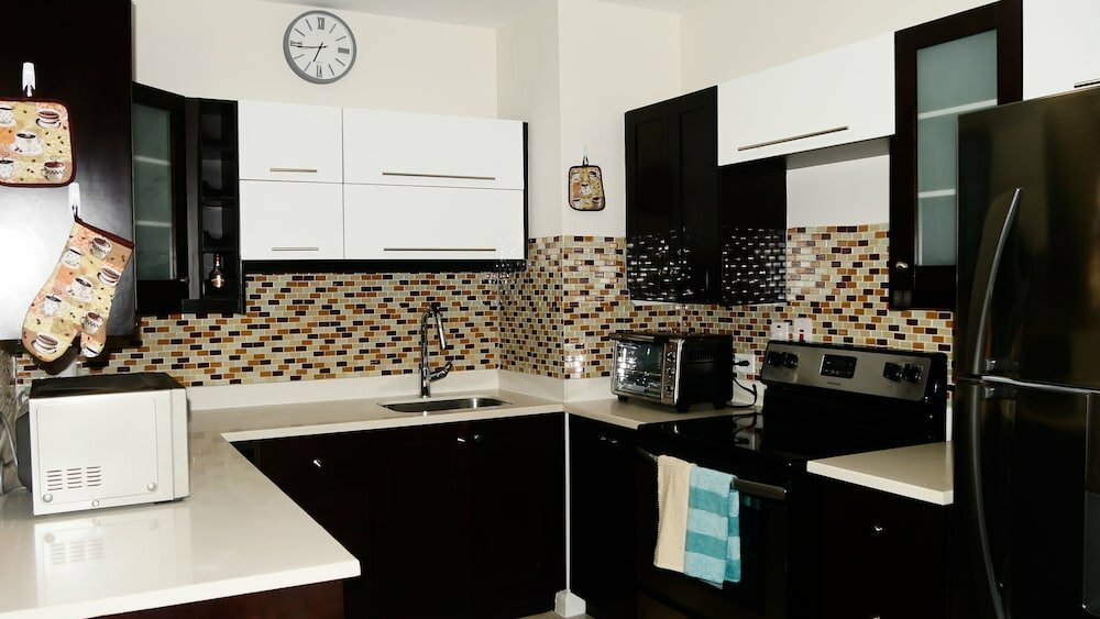 Otel Modern Comfort Suites, Dünya, foto