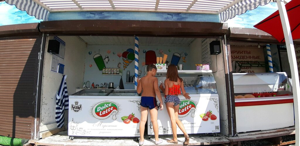 Dondurmacılar Ice cream on the beach, Soçi, foto