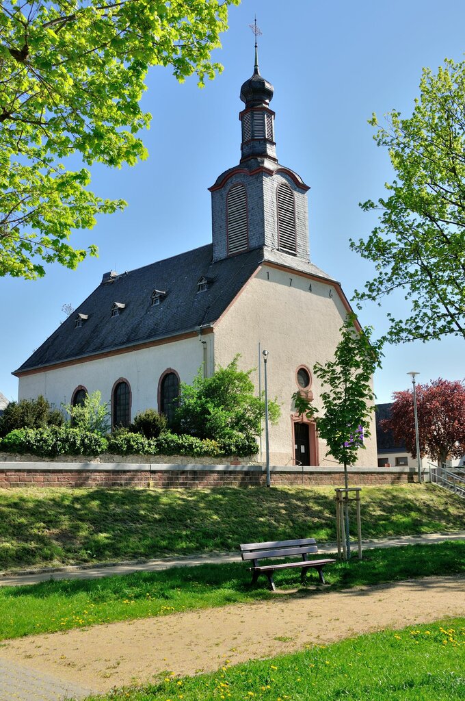 Dini dernekler Evangelische Kirche Ginsheim-Gustavsburg - Evangelische Kirchengemeinde Ginsheim, Hesse, foto