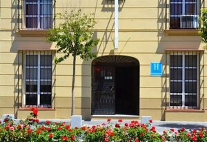 Hotel Don Manuel (Autonomous Community of Andalusia, Provincia de Cádiz, Algeciras, Calle Segismundo Moret, 4), otel
