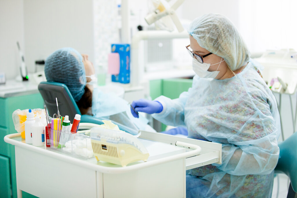 Özel ağız ve diş sağlığı klinikleri ve muayenehaneleri Rodnya, Liubertsy, foto