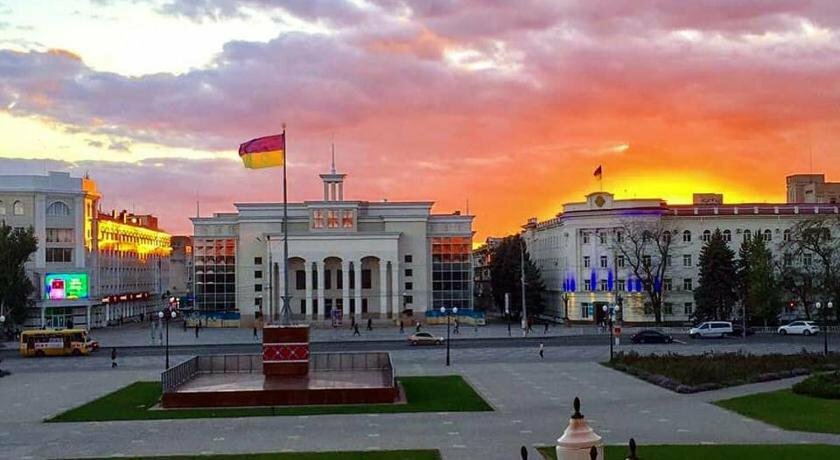 Kısa süreli konaklama Svoboda square 2018 apartment, Herson, foto
