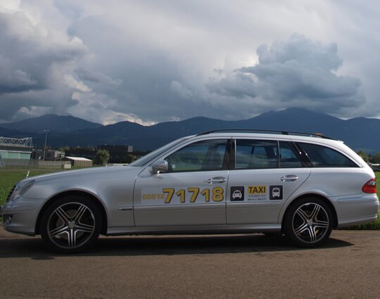 Taksi Taxi Steiner Kg - H & i Brutti, Steiermark, foto