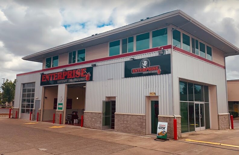 Express yağ değişim noktası Enterprise Instant Oil Change, Salem, foto