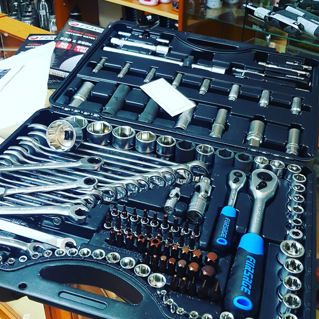 Otomobil yedek parçaları Автозапчасти, Moguilev, foto