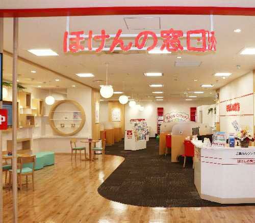 Sigorta şirketleri ほけんの窓口 北千住マルイ店, Tokyo, foto