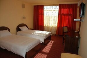 Hotel Coliseum (Ilfov County, Voluntari, Strada Gheorghe Doja, 16), otel  Dolj'dan