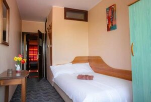 Guesthouse and restaurant Tekovina (Kovinska bb, Central Serbia, Smederevo, Serbia, 11300), otel  Dünya'dan