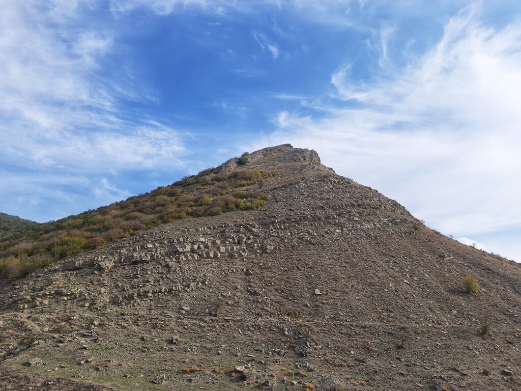 Dağ zirvesi Гора Тарчи, Kırım Cumhuriyeti, foto