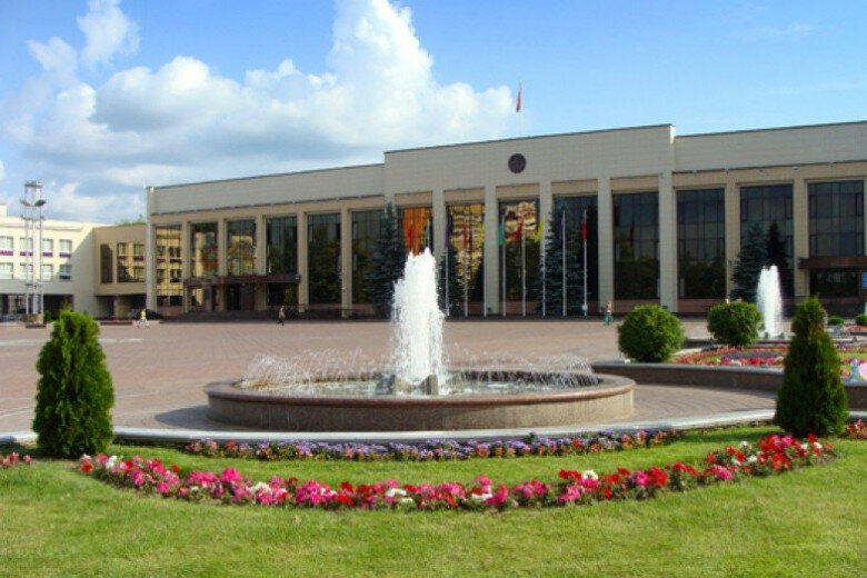 Çeşme Fountain, Navapolatsk, foto