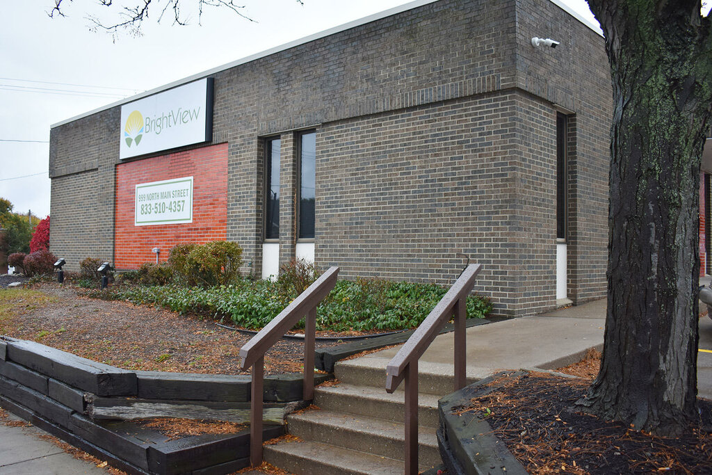 Alternatif tıp merkezleri BrightView Akron Addiction Treatment Center, Ohio Eyaleti, foto