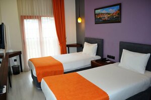 Bursa Birlik Hotel (Bursa, Nilüfer, Beşevler Mah., Bilginler Cad., 74), otel  Bursa'dan