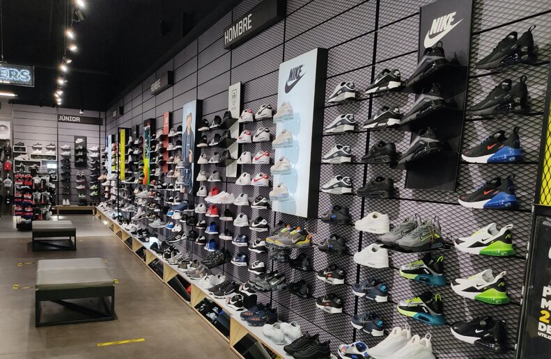 Giyim mağazası Jd Sports, Endülüs, foto