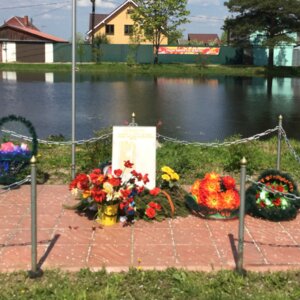 Мемориал Великой Отечественной войны (Moscow Region, Klin Urban District, derevnya Yelino), anıt, heykel  Moskova ve Moskovskaya oblastından