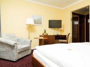 Ringhotel Residenz Wittmund (Lower Saxony, Wittmund, K13), otel  Wittmund'dan