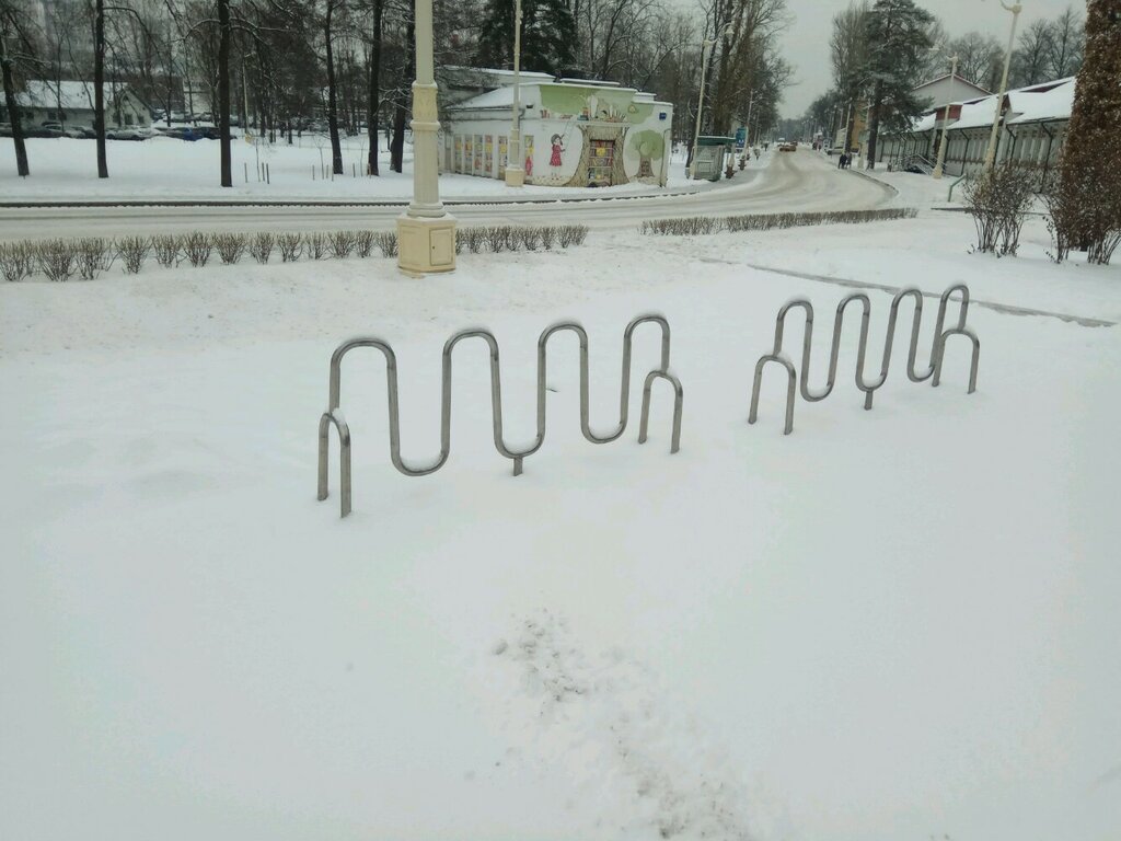 Bisiklet park yerleri Bicycle parking, Moskova, foto