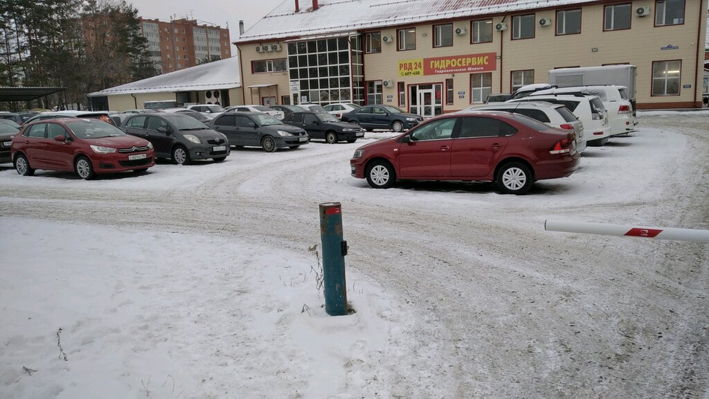 Otoparklar Парковка, Tiumen, foto