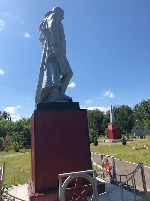 Anıt, heykel Неизвестному Солдату, Samarskaya oblastı, foto