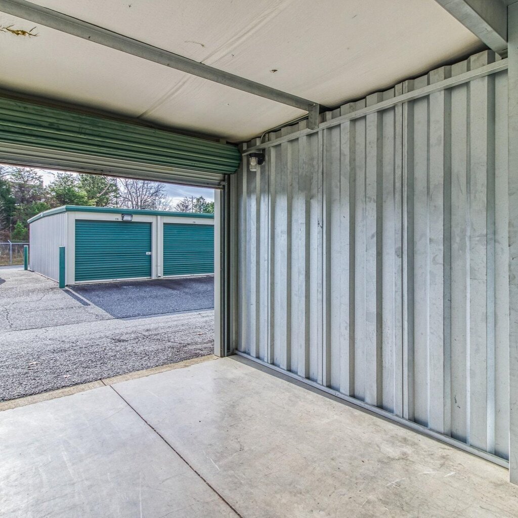 Depo hizmetleri Storage Sense, Kuzey Carolina Eyaleti, foto