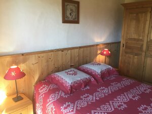 Gite Balnéo Au coeur des alpes (Auvergne-Rhône-Alpes, Haute-Savoie, Arrondissement de Bonneville, Taninges), otel
