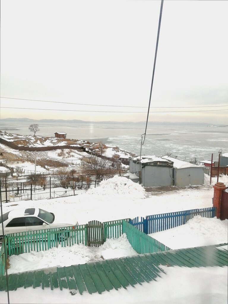 Deniz ve nehir iskeleleri порт Вера, Primoriye, foto